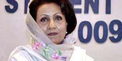 PTV's Renowned News caster Shaista Zaid calls it a day - LAST BULLETIN ...